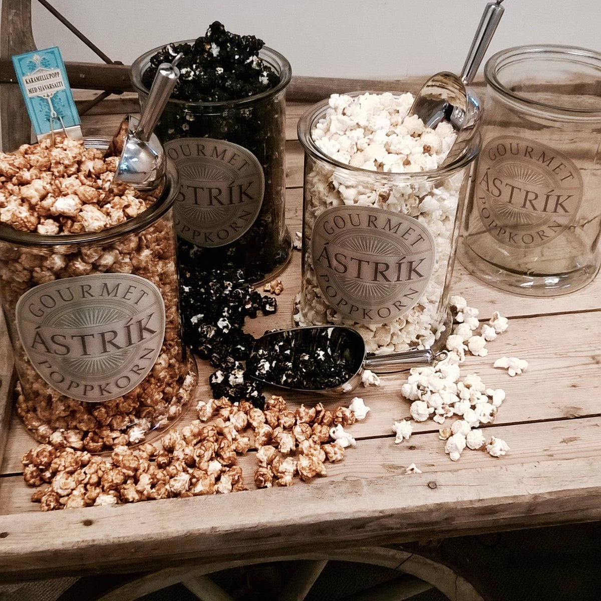 Ástrík Gourmet Popcorn - Turkish Pepper Liquorice – Remember Reykjavík
