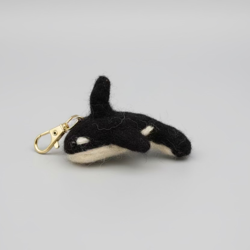 Handmade Wool Orca Keychain – Remember Reykjavík